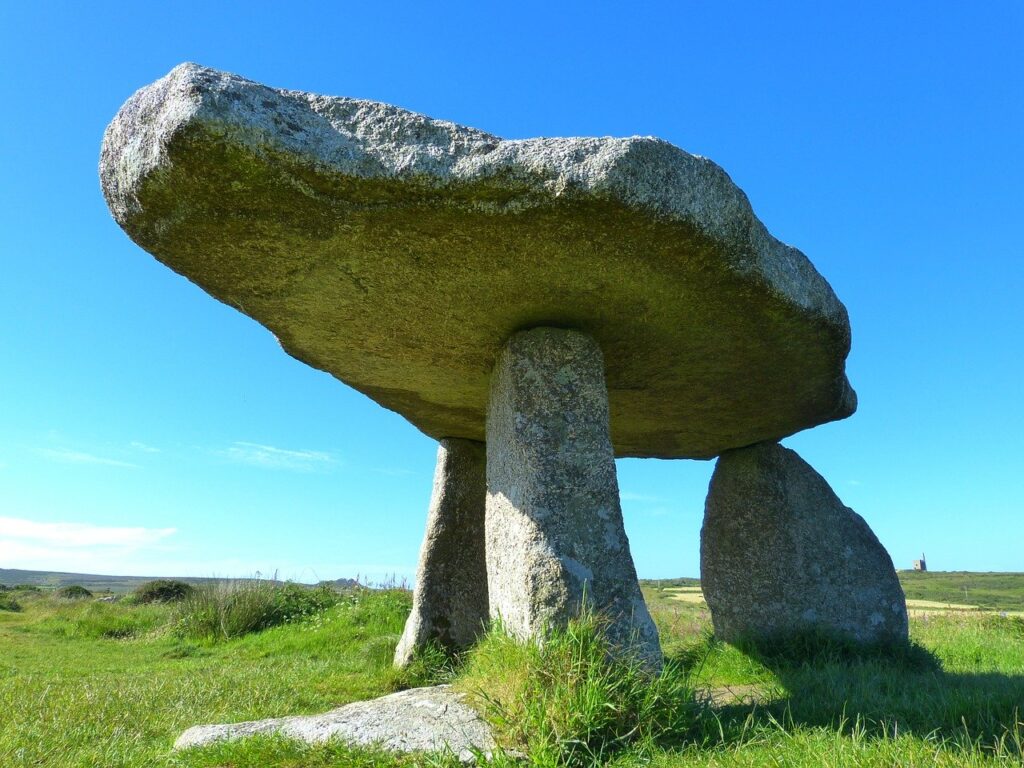 Ancient Celtic building techniques - Bushcraft Buddy