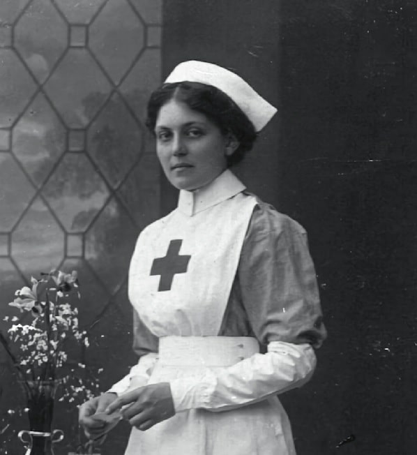 Violet Jessop - Survived 3 sinking ships - Bushcraft Buddy